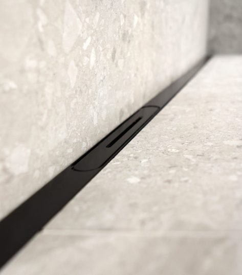 iDrain AIO Matt Black - Image Showers